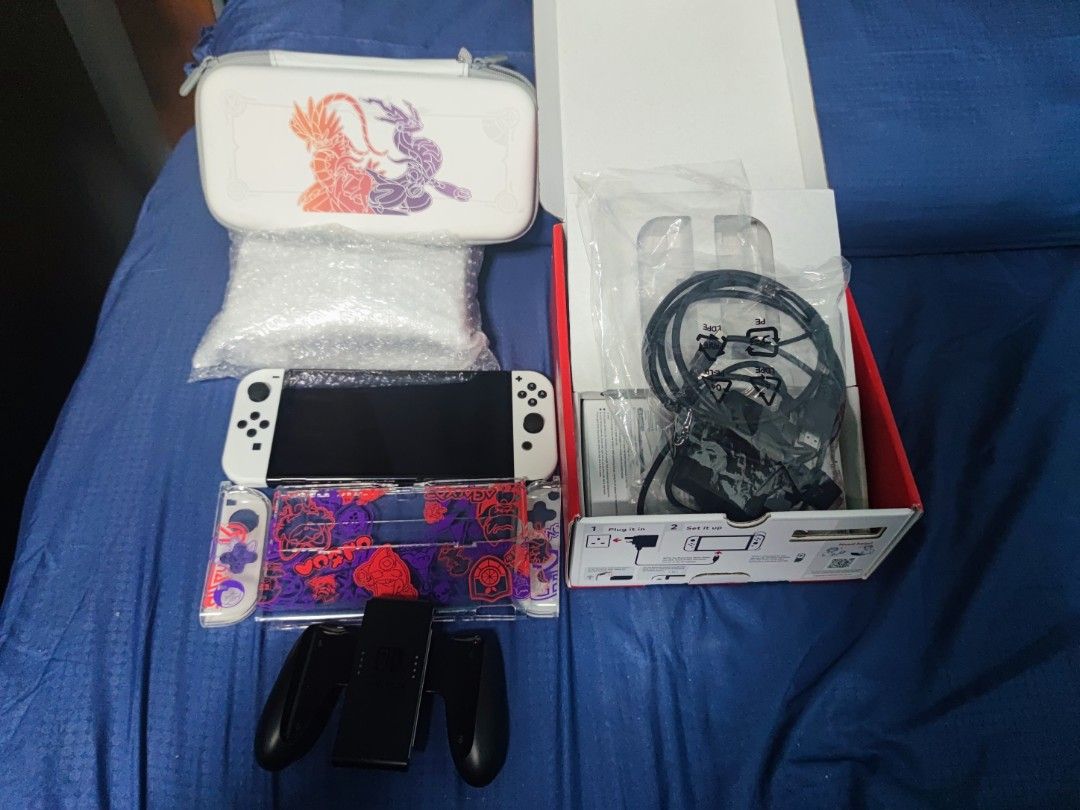 Nintendo switch Oled (white), Video Gaming, Video Game Consoles ...