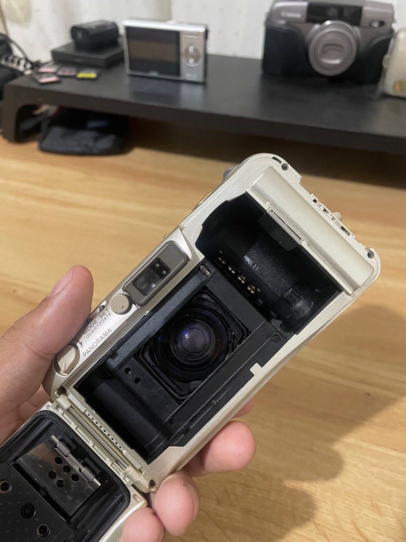 OLYMPUS ZOOM 105 DELUXE, Photography, Cameras on Carousell
