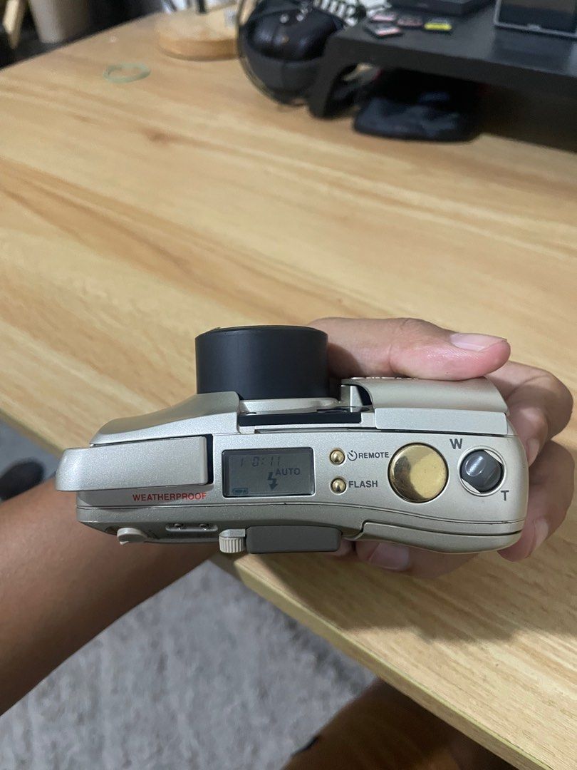 OLYMPUS ZOOM 105 DELUXE, Photography, Cameras on Carousell