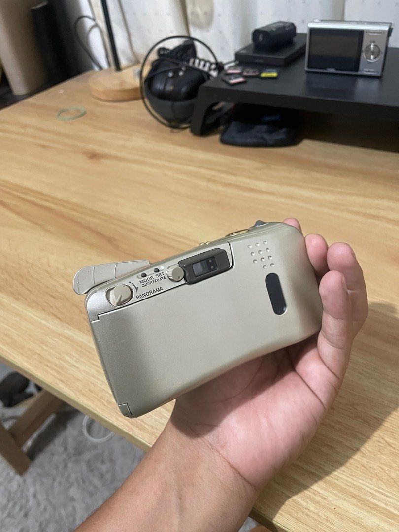 OLYMPUS ZOOM 105 DELUXE, Photography, Cameras on Carousell