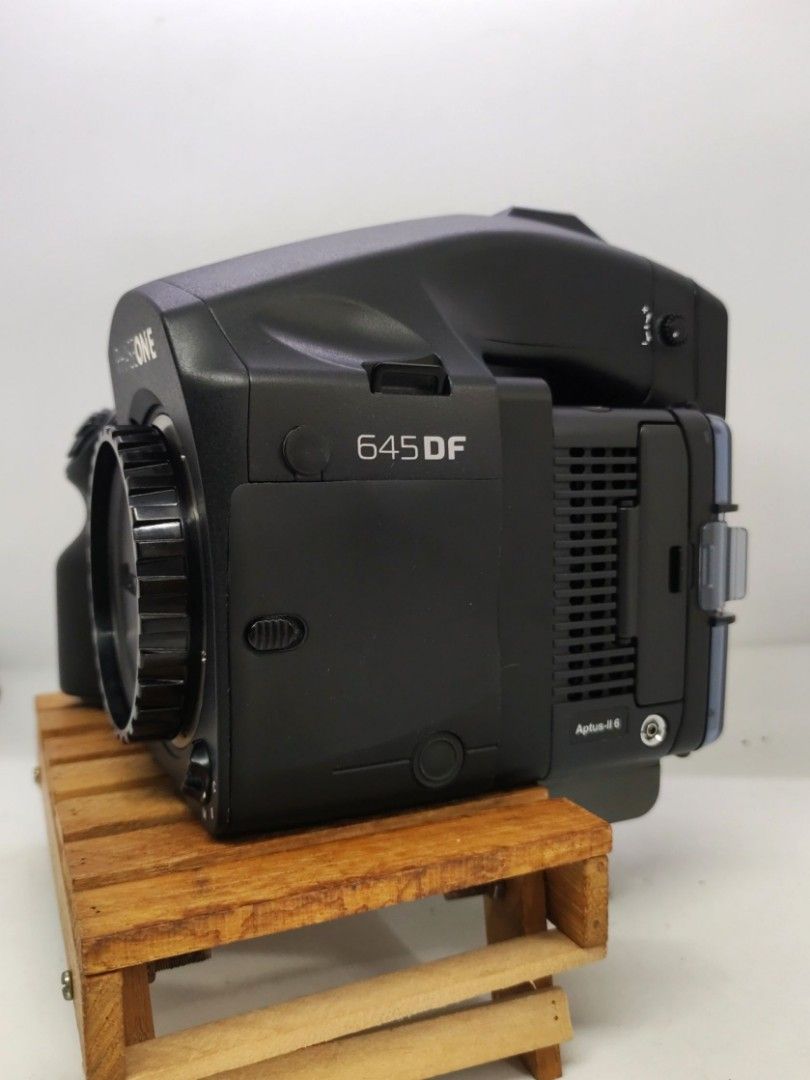 PhaseOne 645 DF with Aptus II 6., Photography, Cameras on Carousell