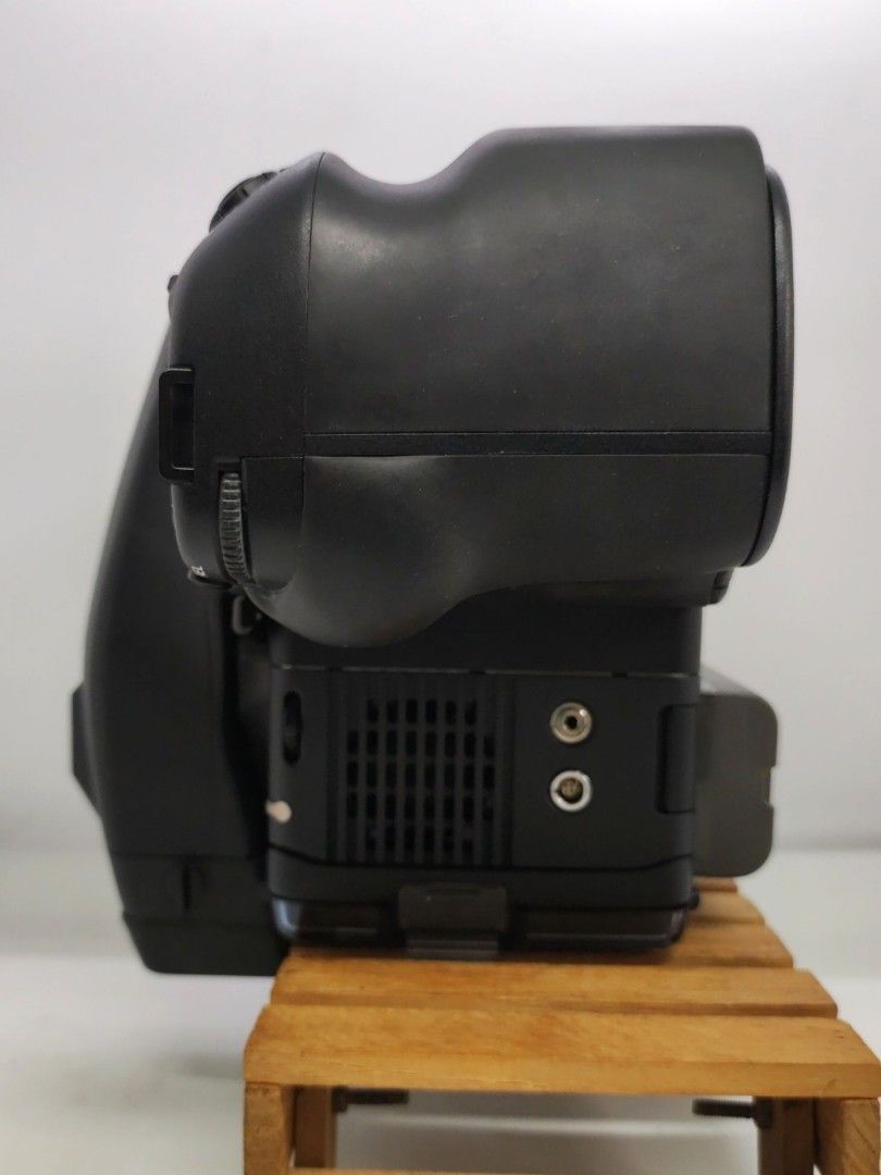 PhaseOne 645 DF with Aptus II 6., Photography, Cameras on Carousell