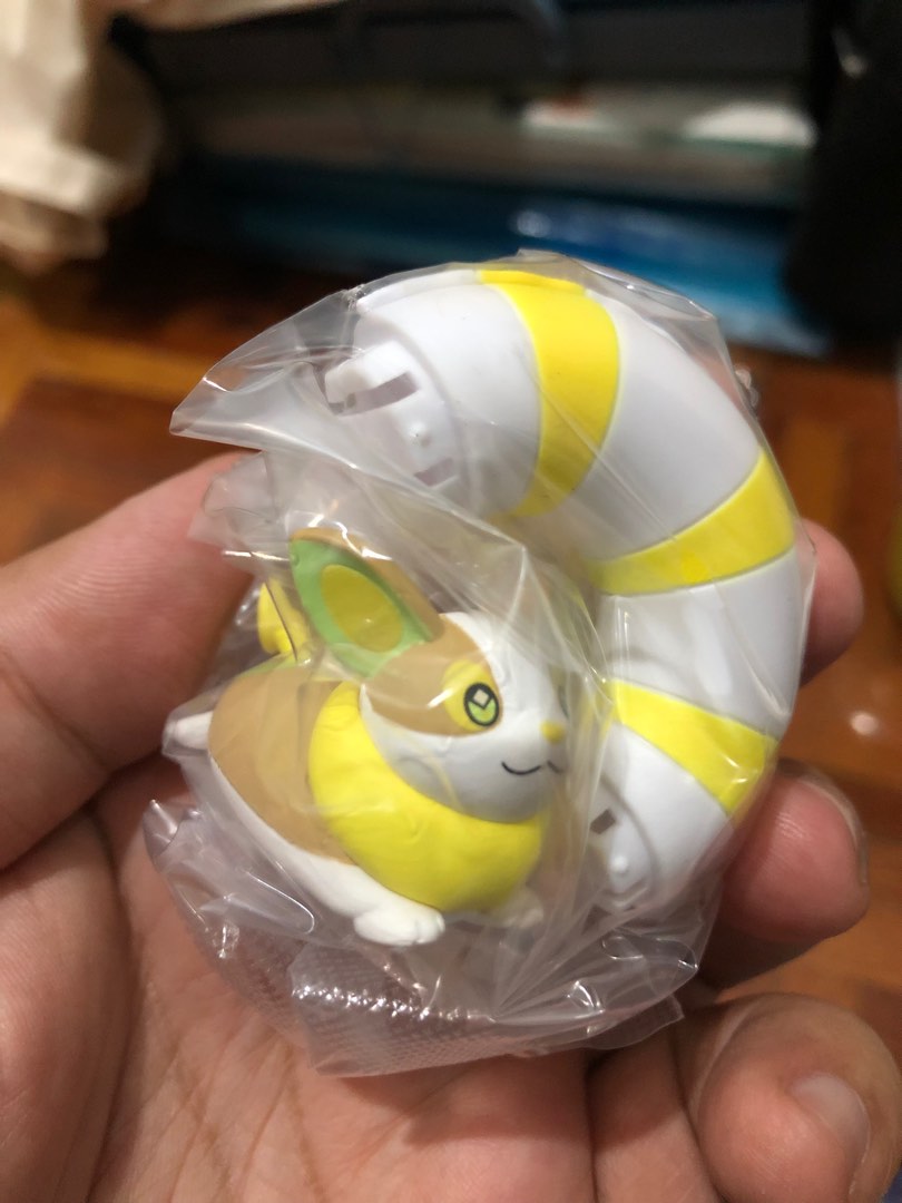 Pokemon Puka Puka Floating Ring Collection - Yamper, Hobbies & Toys ...