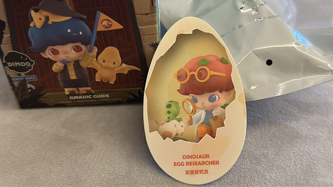 Pop Mart DIMOO Jurassic World (DINOSAUR EGG RESEARCHER), Hobbies & Toys ...