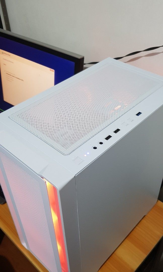 PreBuilt Computer AMD Ryzen 3100 Asrock Gpu RX 580 (Gaming PC) on Carousell