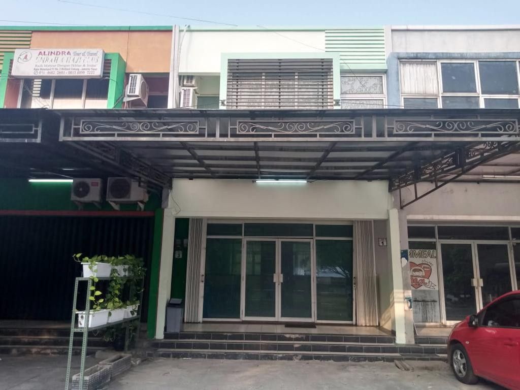 Ruko di jual / sewa metland menteng, Barang Mewah, Aksesoris di Carousell