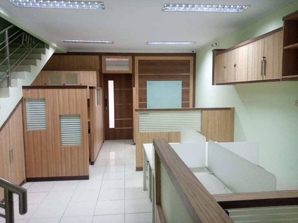 Ruko di jual / sewa metland menteng, Barang Mewah, Aksesoris di Carousell