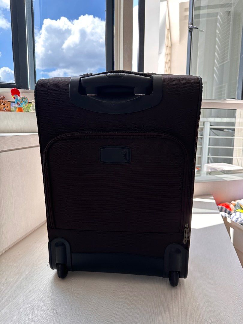 Samsonite Soft Case Expandable Luggage, Hobbies & Toys, Travel, Luggage ...