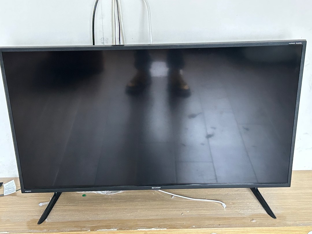 Sharp 42inch LED TV 2T-C42BG1X, 家庭電器, 電視 & 其他娛樂, 電視 - Carousell