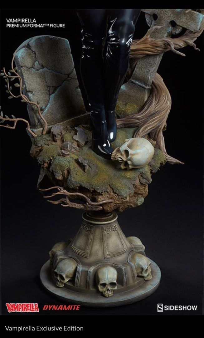Sideshow Vampirella premium format Exclusive version, Hobbies & Toys ...