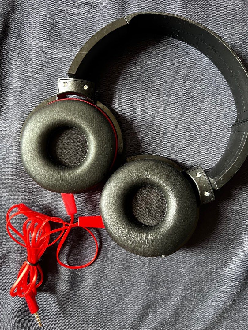 Sony MDR-XB450 AP stereo headphones on Carousell