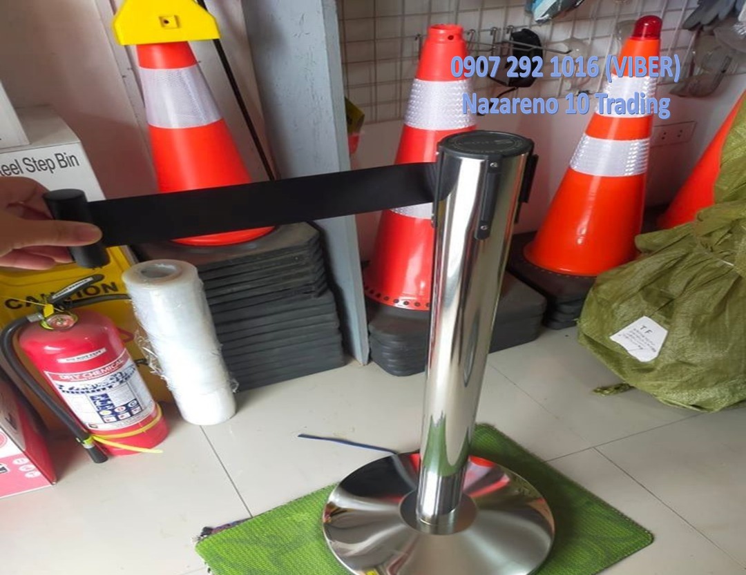 stanchion post 13, Commercial & Industrial, Construction Tools ...