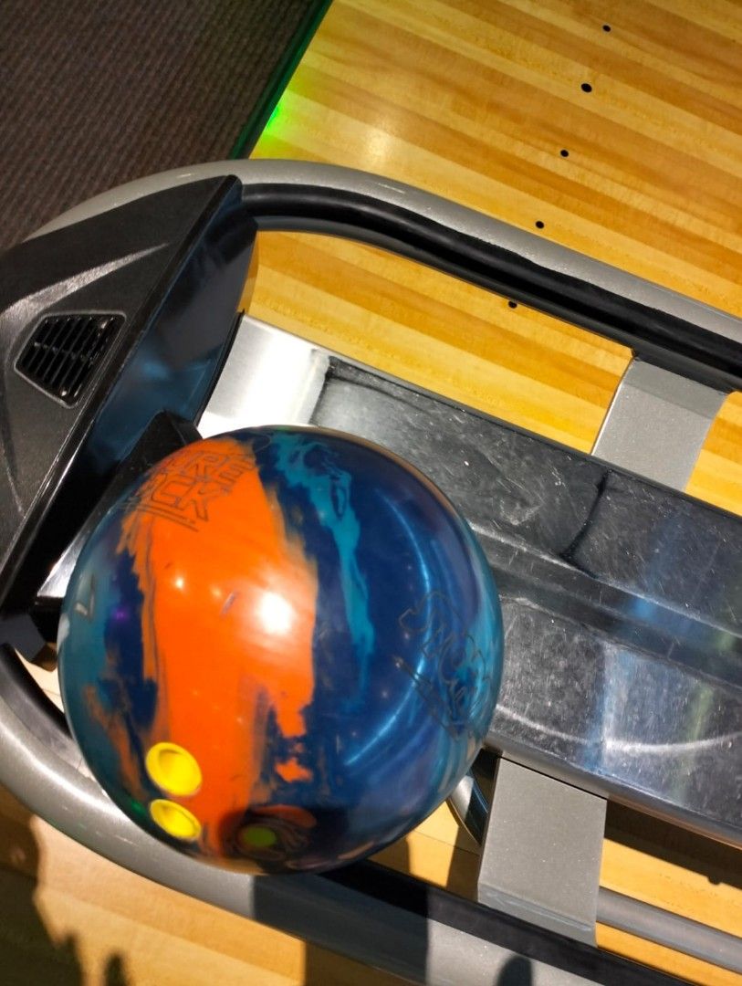 Storm surelock 14lbs, Sports Equipment, Sports & Games, Billiards ...