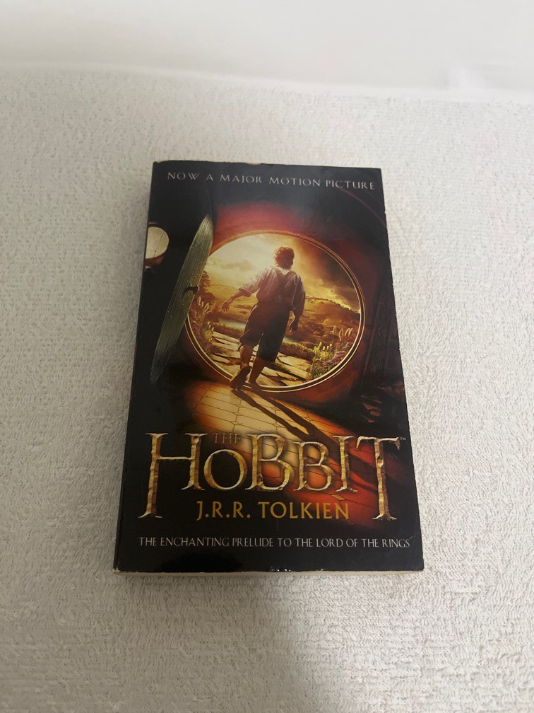 The Hobbit by J.R.R Tolkien, Hobbies & Toys, Books & Magazines, Fiction & Non-Fiction on Carousell