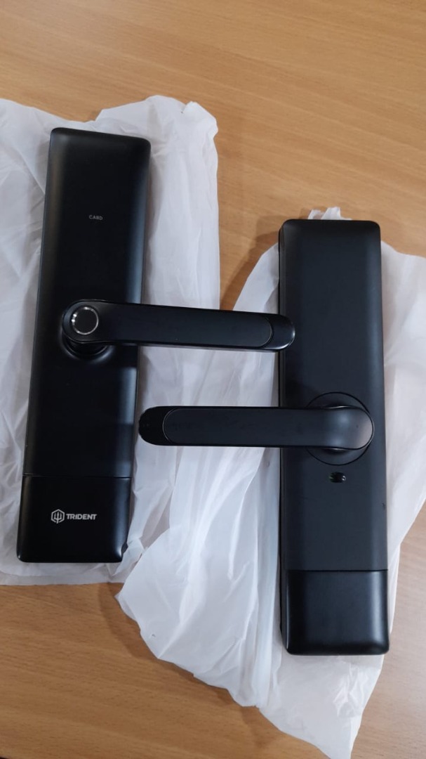 SD006 Trident Arthur - digital locks for wooden doors, Furniture & Home ...