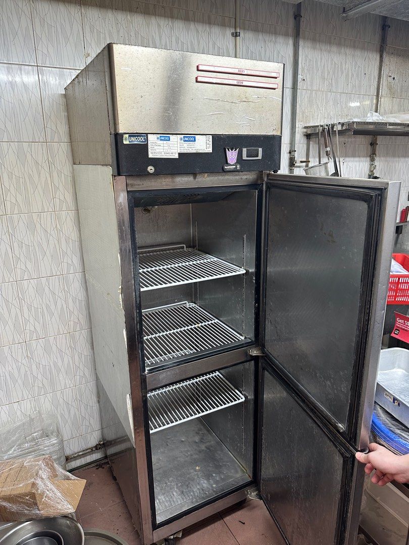 Upright 2 door chiller, TV & Home Appliances, Kitchen Appliances ...