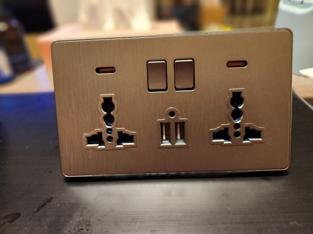 USB, universal (3/5) pin standard plug socket, TV & Home Appliances ...