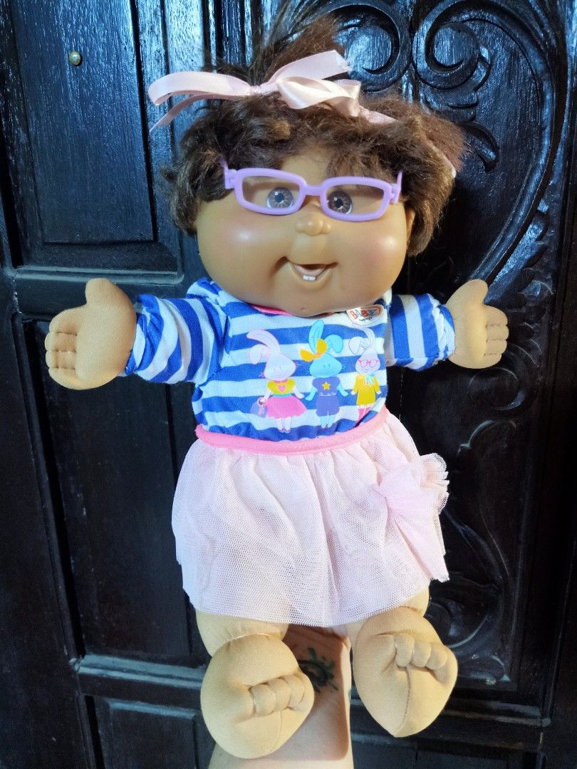 VERY PRETTY HISPANIC WITH EYEGLASSES CABBAGE PATCH KIDS DOLL (CPK), Hobbies & Toys, Toys & Games ...