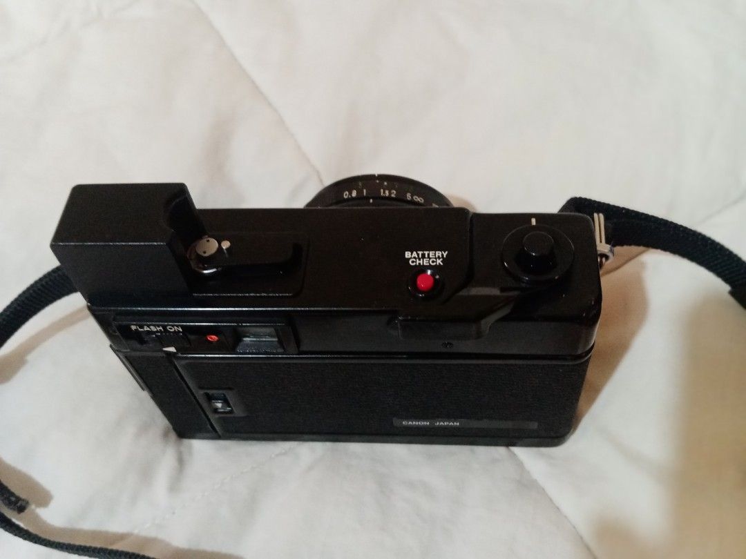 Vintage canon 1977 A35 DateLux film camera good working condition no ...