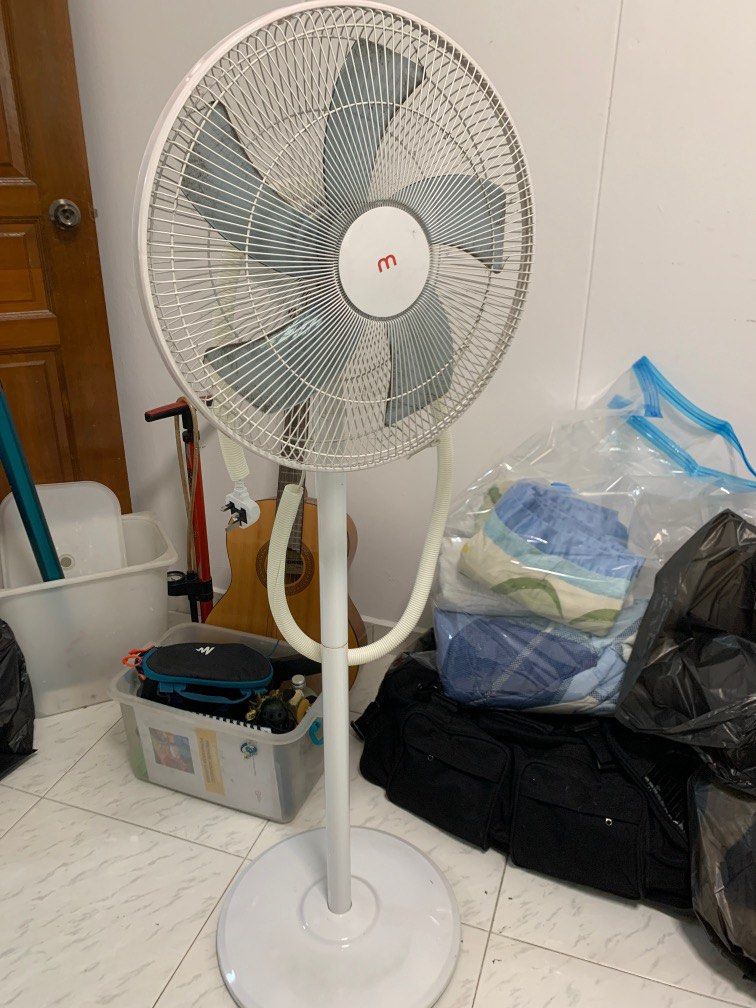 White standing fan., Furniture & Home Living, Lighting & Fans, Fans on ...
