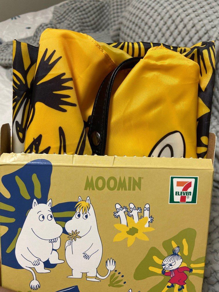 WTT 7-Eleven Moomin #1 Yellow Shopping Handbag, Women's Fashion, Bags ...