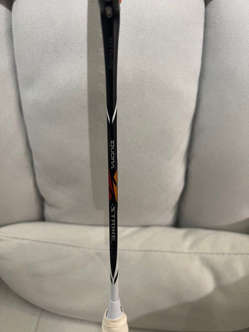 Yonex Duora Z-Strike, 運動產品, 運動與體育, 運動與體育 - 球拍和球類運動 - Carousell