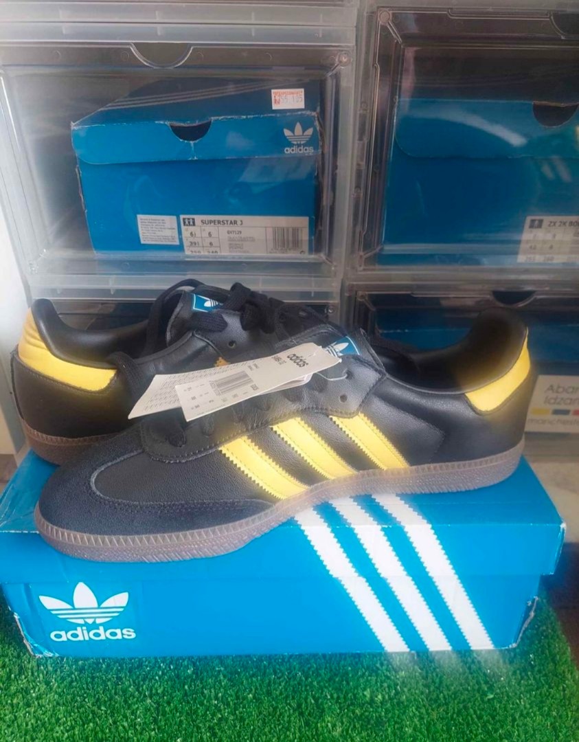 Adidas samba HM 8UK, Men's Fashion, Footwear, Sneakers on Carousell