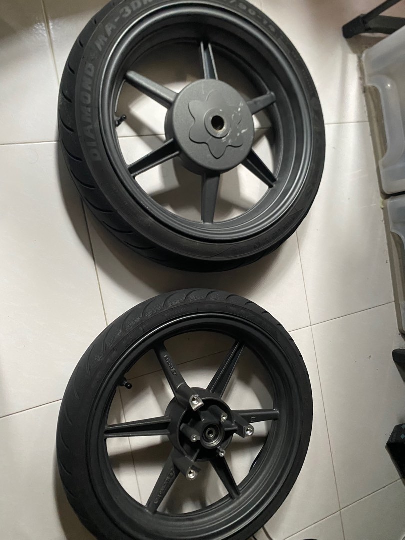 aerox v1 / v2 rcb sp811 rims with maxxis tyres, Motorcycles, Motorcycle ...