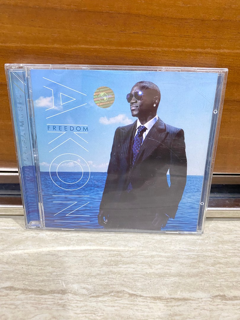AKON - FREEDOM ORIGINAL ALBUM, Musik & Media, CD, DVD & Lainnya di ...