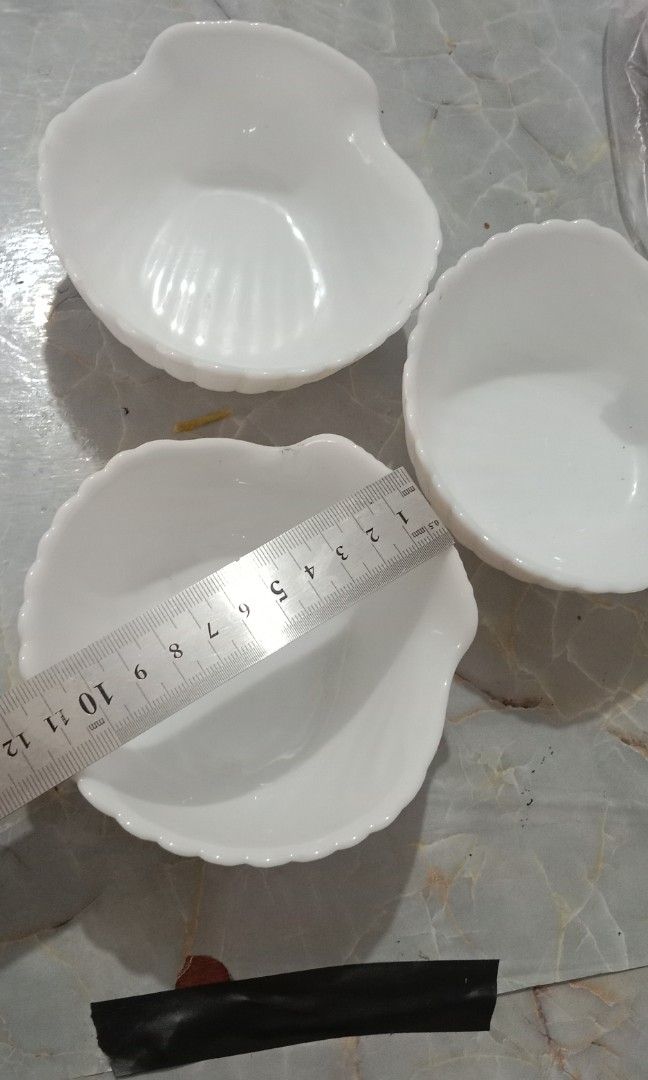 Arcopal and pyrex, Furniture & Home Living, Kitchenware & Tableware ...