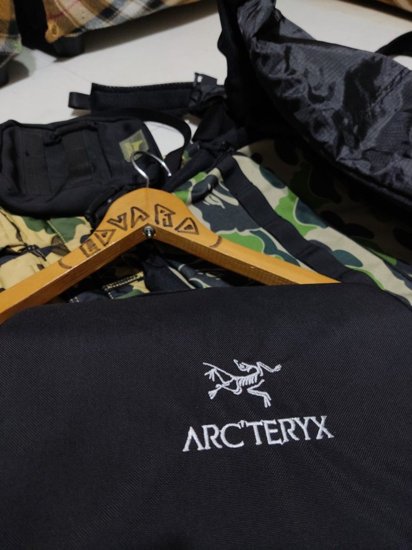 Arcteryx blade 6 backpack, Men's Fashion, Bags, Backpacks on Carousell
