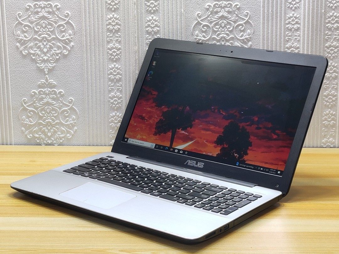 Asus X555LI i7-5Th Gen 12Gb Ram 256Gb SSD Nvidia Geforce 920M 2Gb Vram ...