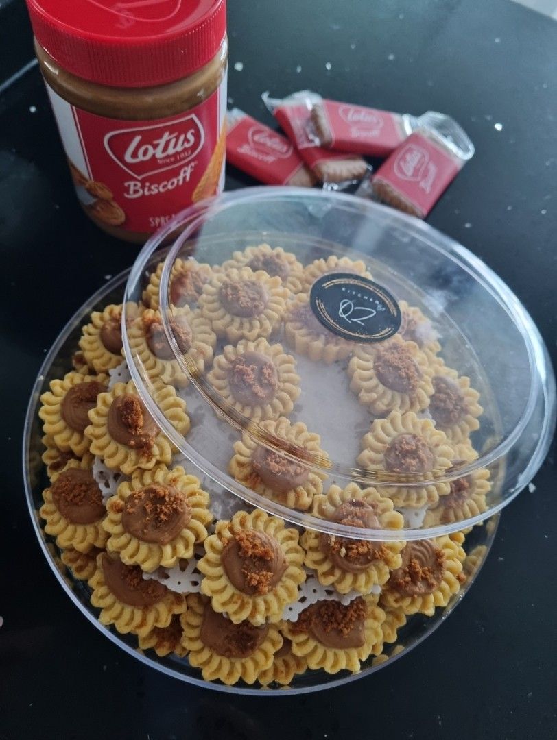 HARI RAYA BISCOFF TART HALAL, Food & Drinks, Homemade Bakes on Carousell