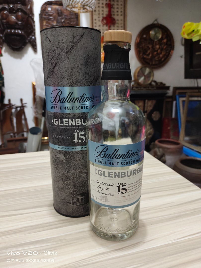 Botol Kosong Bekas Ballantines 700ML Packaging, Antik, Lainnya di Carousell