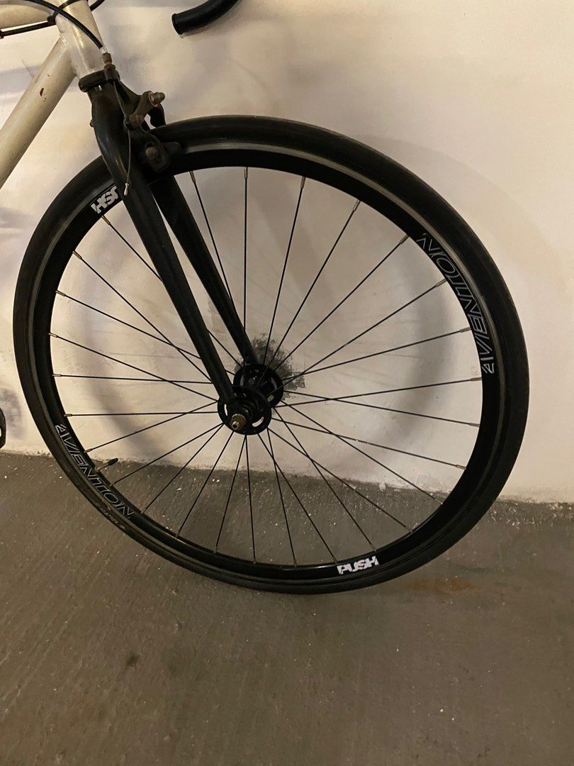 Brandless Fixie, Sports Equipment, Bicycles & Parts, Bicycles on Carousell