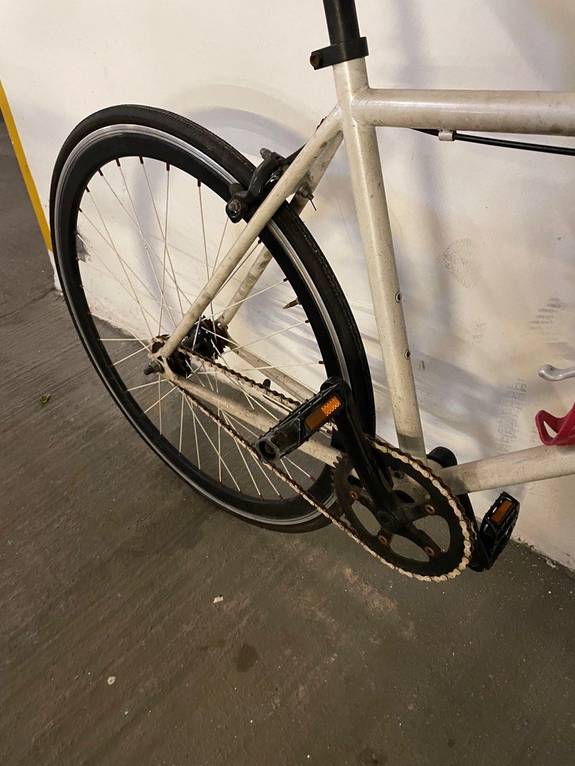 Brandless Fixie, Sports Equipment, Bicycles & Parts, Bicycles on Carousell