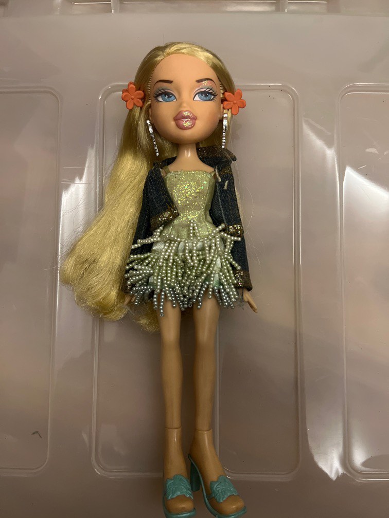 Bratz hollywood style cloe on Carousell