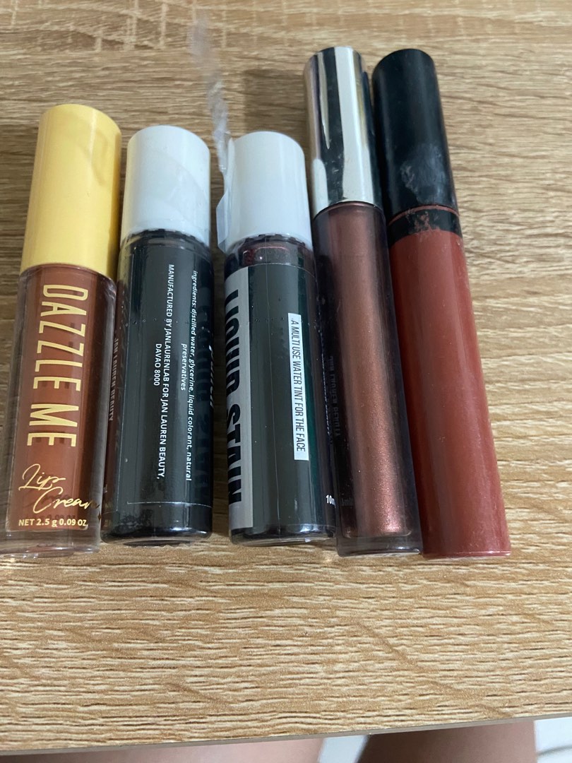 Bundle Lippie, Beauty & Personal Care, Face, Makeup on Carousell