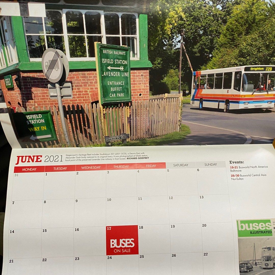Buses calendar photo book 2021, 興趣及遊戲, 玩具 & 遊戲類 - Carousell