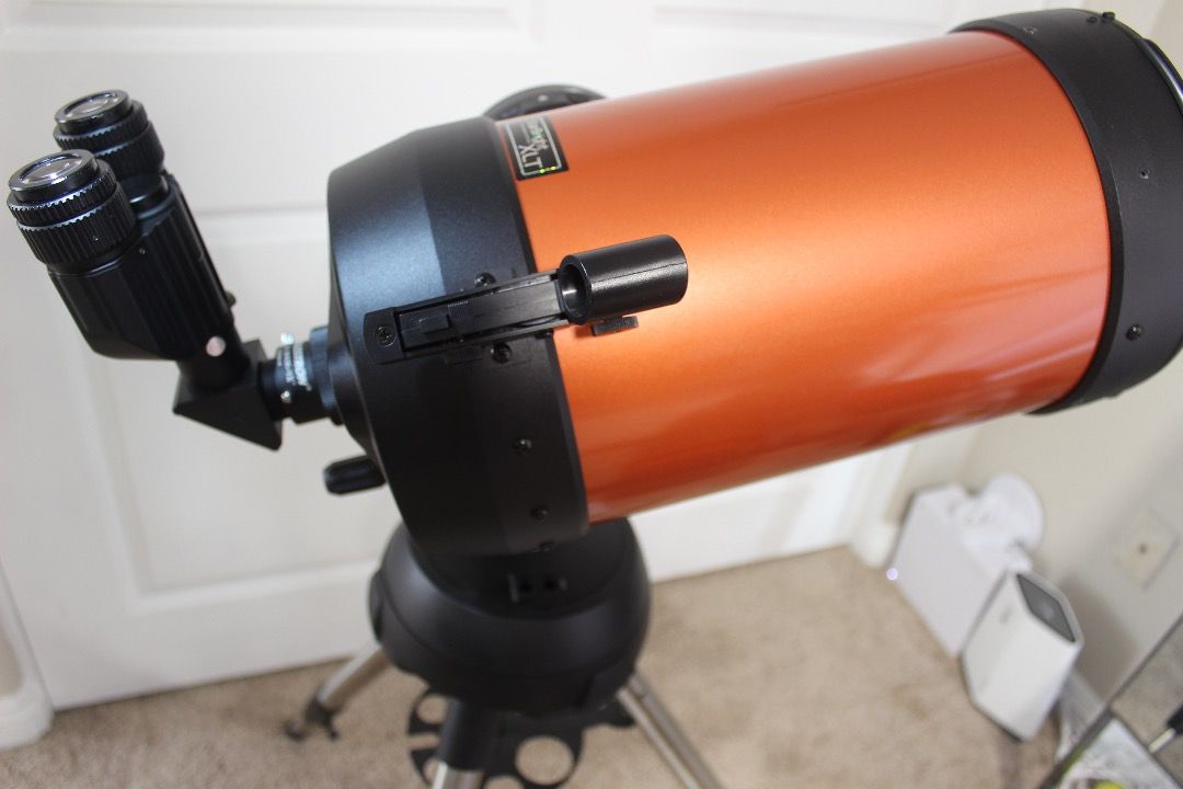 Celestron NexStar 8SE Computerized Telescope, Sports Equipment, Hiking ...
