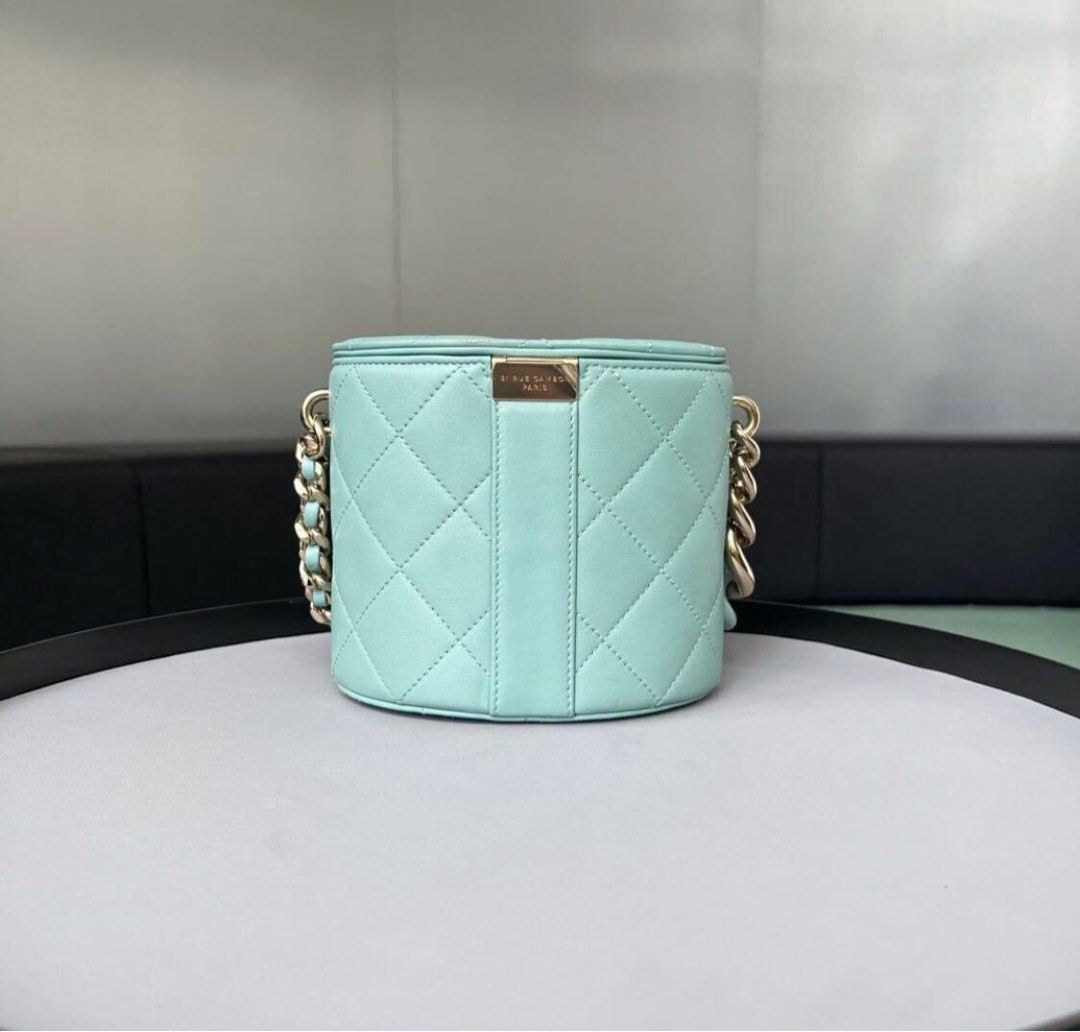 Chanel Round Vanity Case Bag Lambskin Tiffany Blue in GHW Series 29 ...