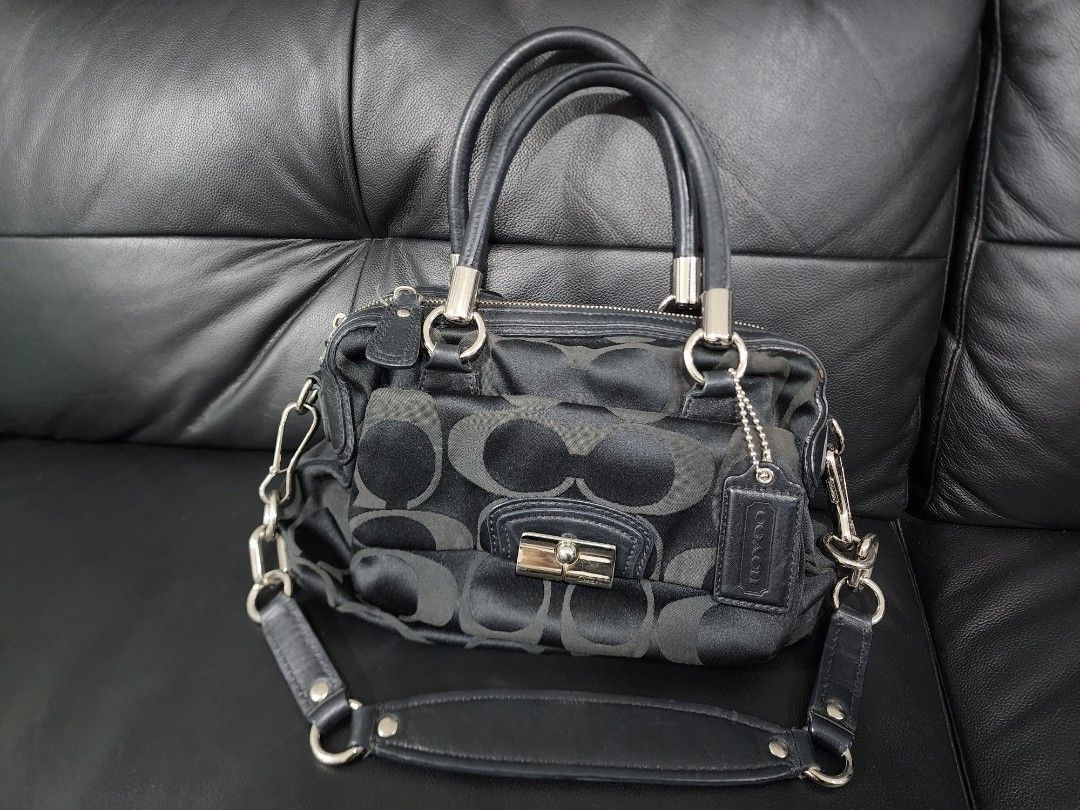 Coach Handbag, Women's Fashion, Bags & Wallets, Shoulder Bags on Carousell