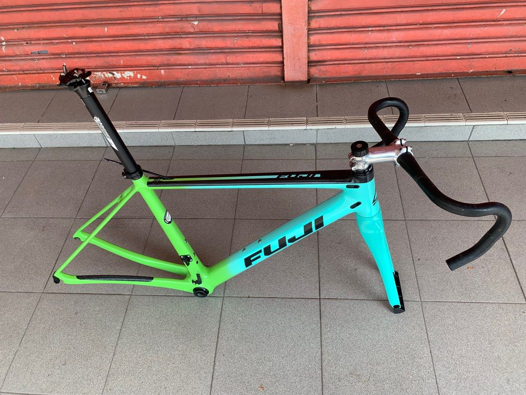 Fuji carbon frame, Sports Equipment, Bicycles & Parts, Bicycles on ...