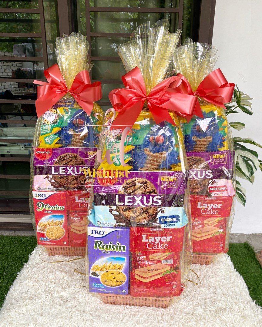 Hamper makanan minuman, Food & Drinks, Gift Baskets & Hampers on Carousell