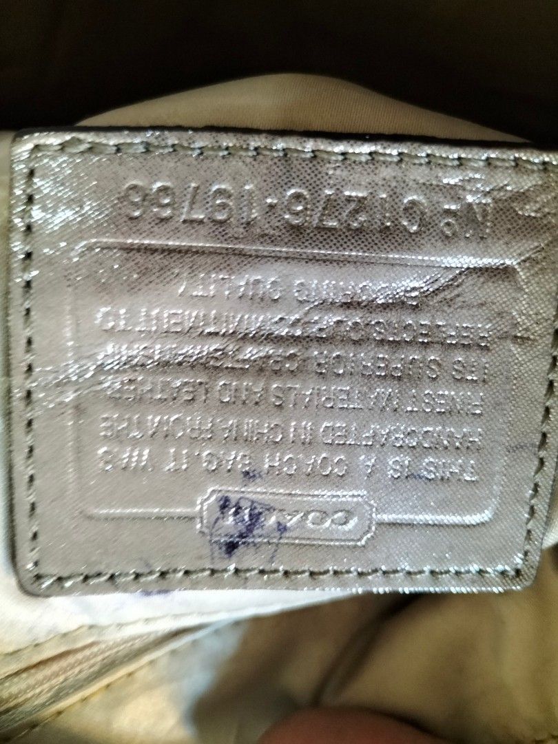 Hangbag Coach raya, Women's Fashion, Bags & Wallets, Shoulder Bags on ...