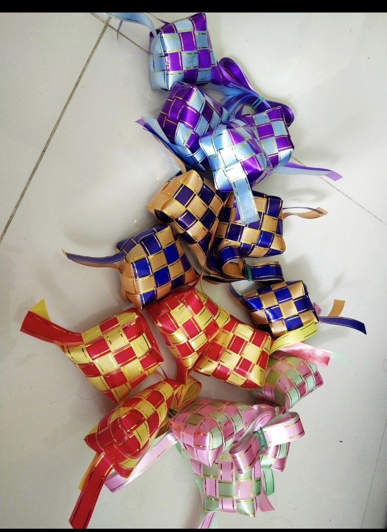 Homemade ketupat decoration, Furniture & Home Living, Home Decor, Wall ...