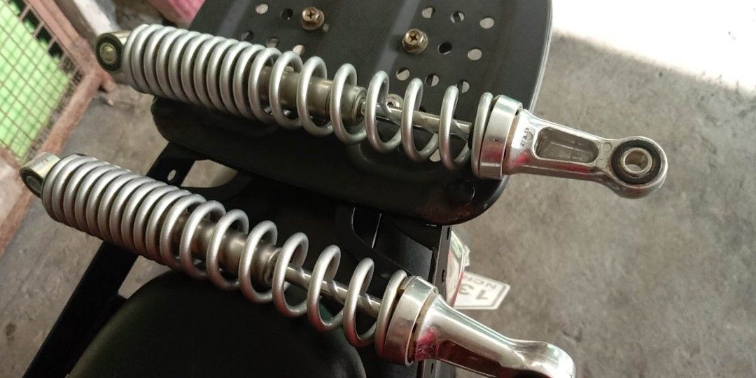 Honda wave stock shock, Motorbikes, Motorbike Parts & Accessories, Body ...