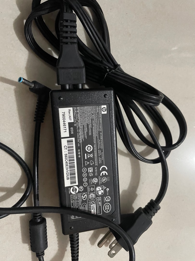 HP laptop Charger 65 Watts (3.3A), Computers & Tech, Parts ...