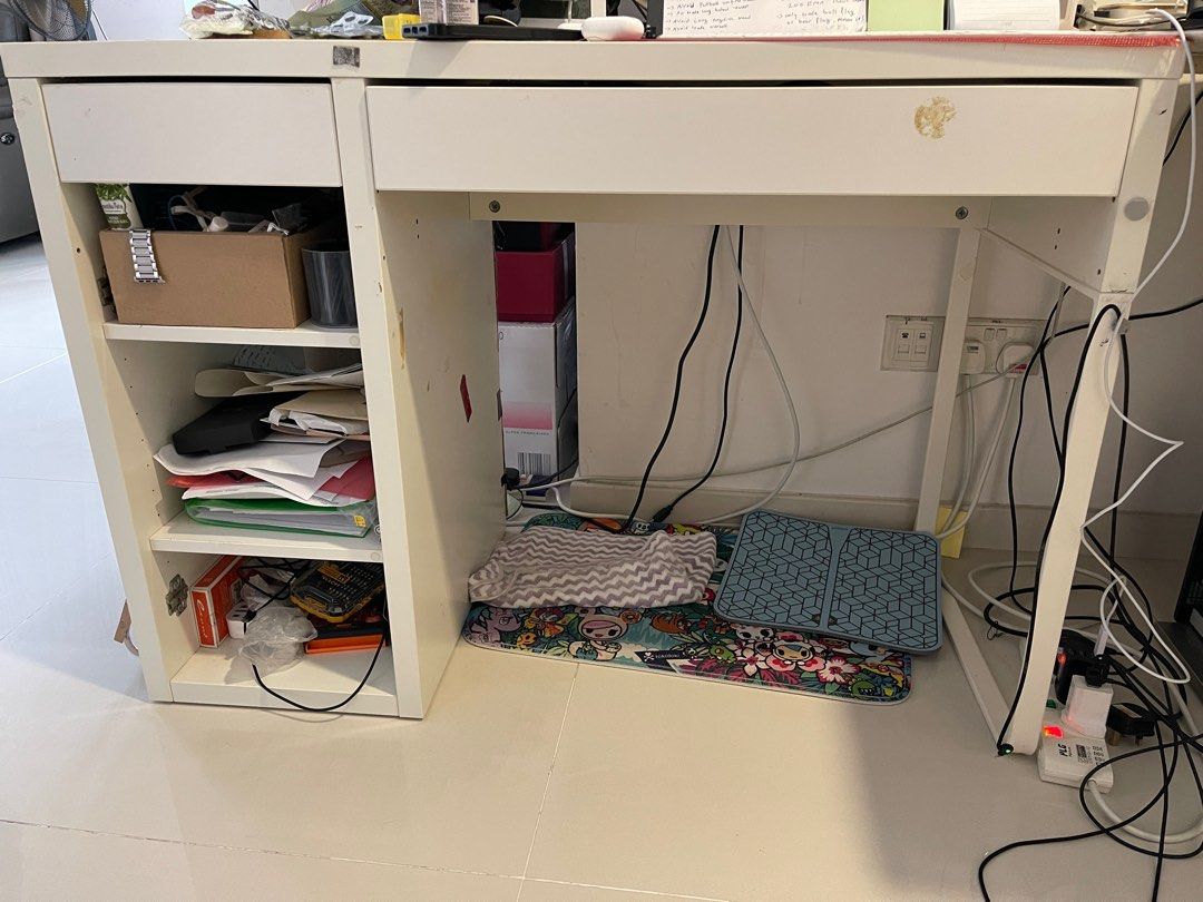 Ikea micke, Furniture & Home Living, Furniture, Tables & Sets on Carousell