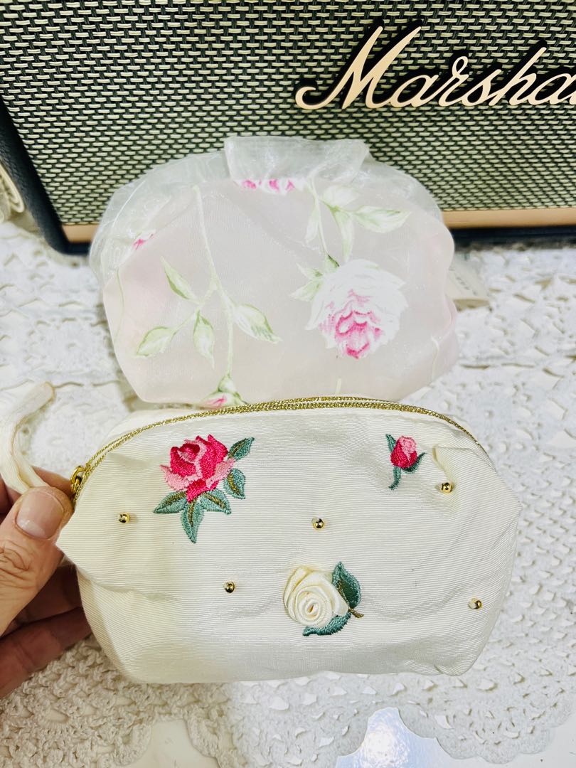 Japanese beautiful pouch ( Each Rm20), Women's Fashion, Bags & Wallets ...
